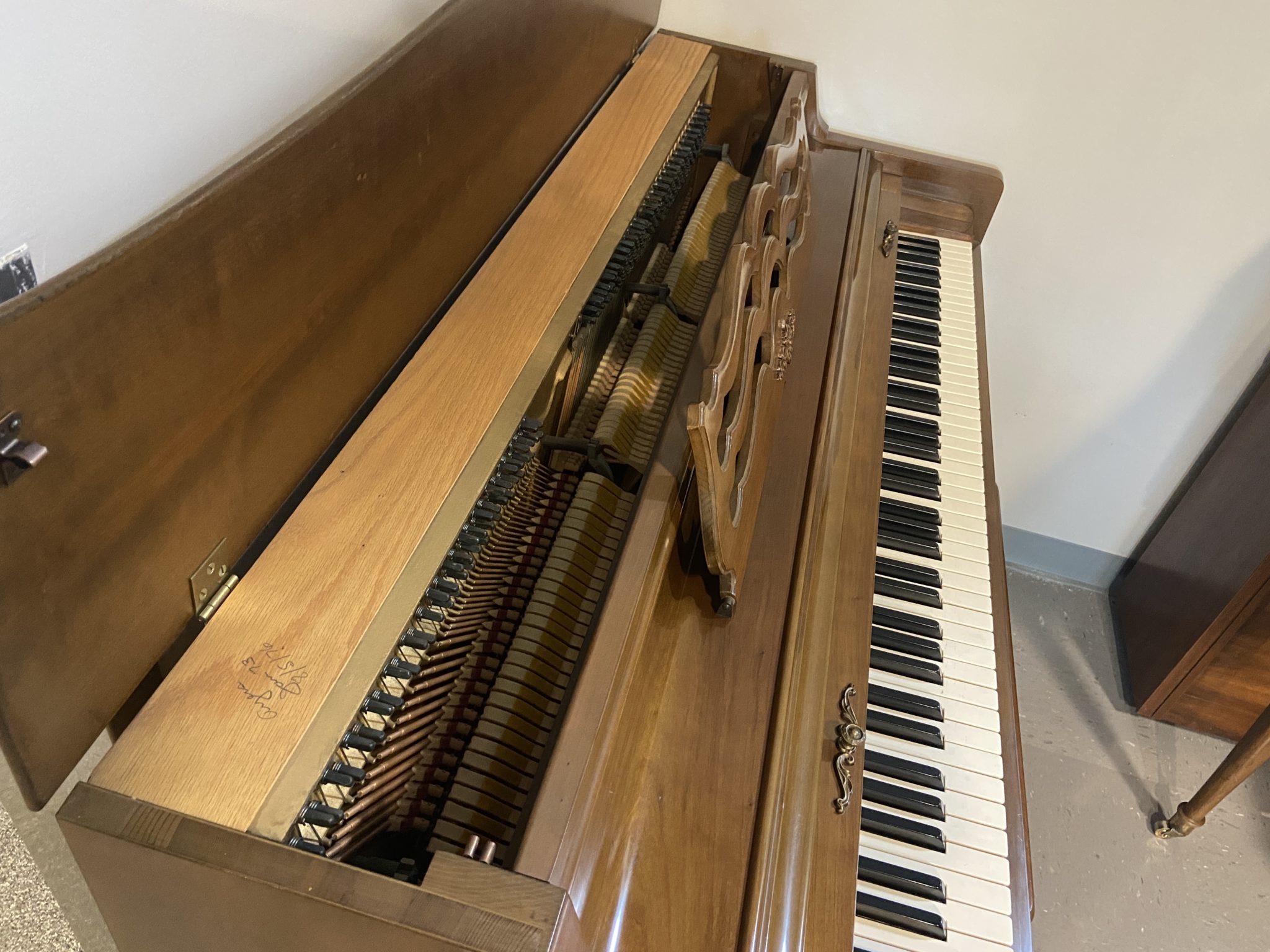 Columbus Piano Store New / Used Wurlitzer Spinet | %%ct_product_cat ...